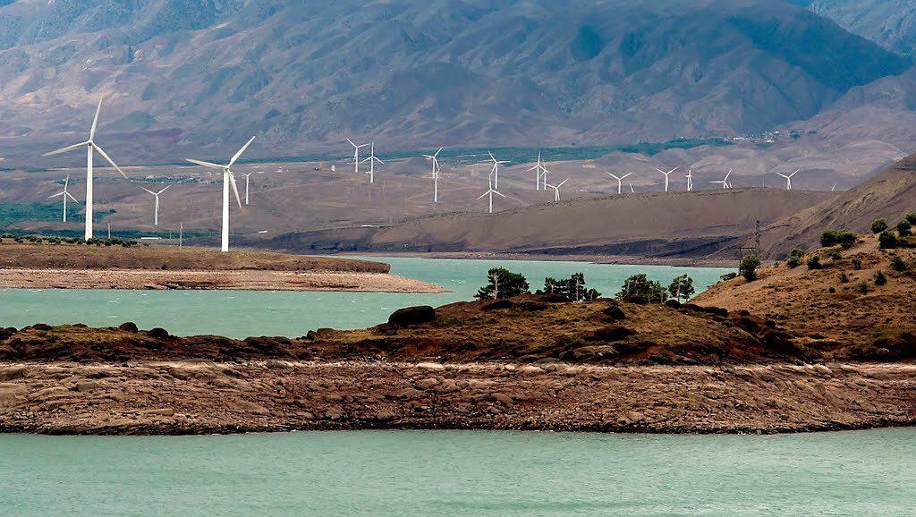 Manjil und der größte Windpark des Iran - IranKultur - Iran | Kultur ...