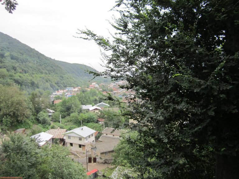 Das Dorf Imamzadeh Haschem - IranKultur - Persisch | Kultur | Reisen