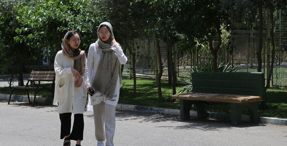 Studenten aus 133 Ländern an iranischen Universitäten - IranKultur ...